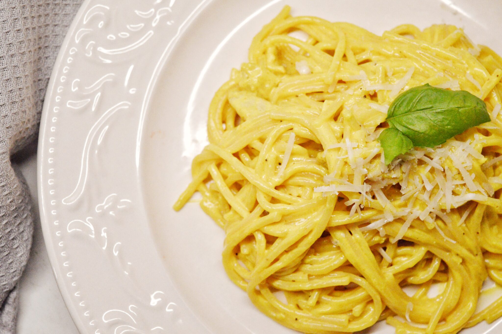 Curry- & kycklingsås till pasta