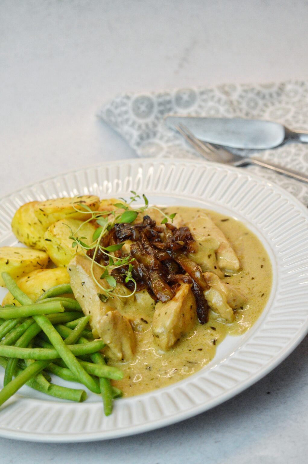 Krämig kycklinggryta med crème fraiche