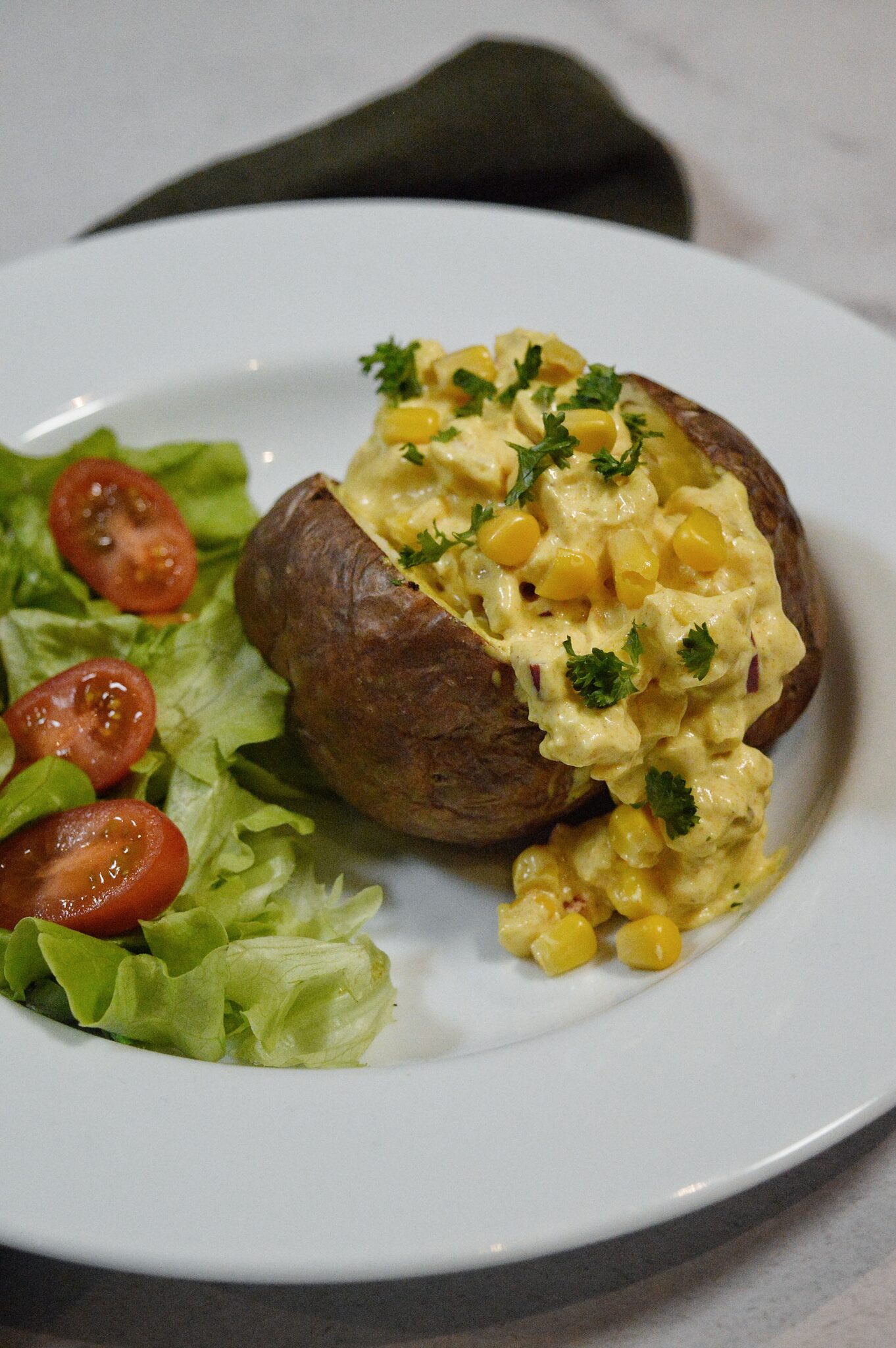 Bakad potatis med kycklingröra
